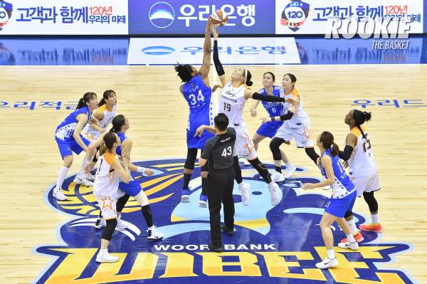 5R 마친 WKBL의 치열한 선두 경쟁, 속편한 3위 삼성생명