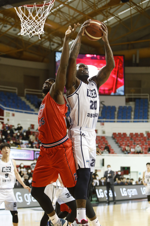 부활한 라건아 "MVP, MIP 없지만..."