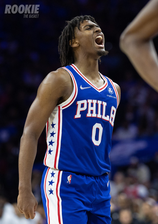 [NBA PO] 시몬스 공백 메운 2년 차 영건, PO 첫 선발도 완벽했다