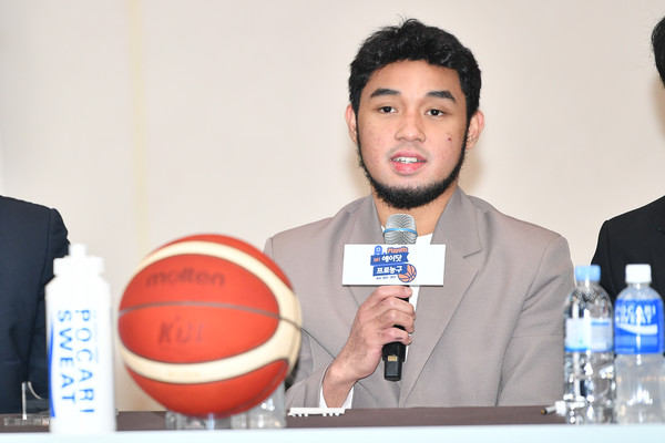 [PO미디어데이] 봄은 아바리엔토스의 계절이다