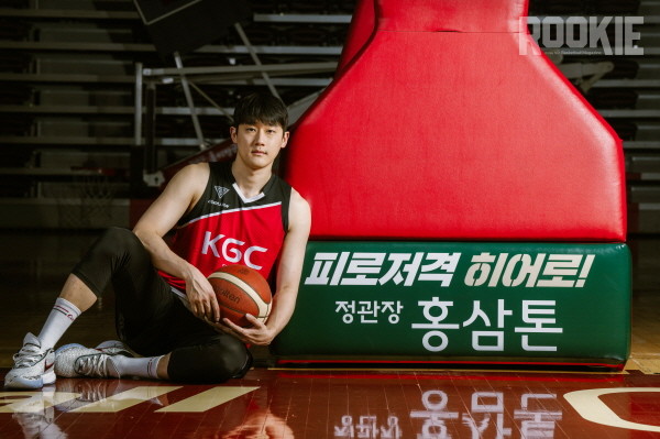 [8월호] FA 시장 최고의 인기남, 고향으로 돌아온 KGC 최성원