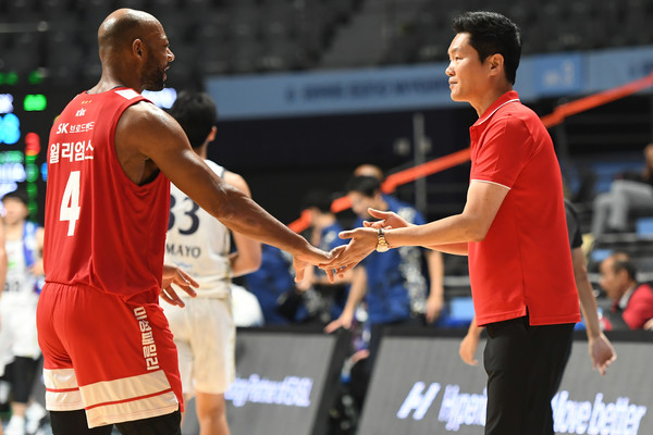 [EASL] "이기러 왔어요" SK, 일본 챔피언에 완벽 설욕... 워니 없이 13점 차 완승