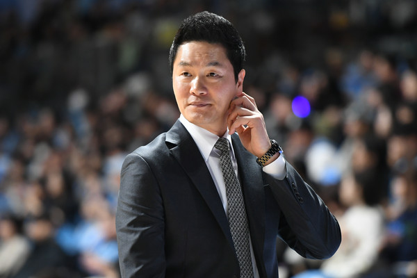 슈퍼 초이의 첫 SK 원정 방문, 전희철 감독은 "최준용, 오늘도 잘할 것" - Kollo