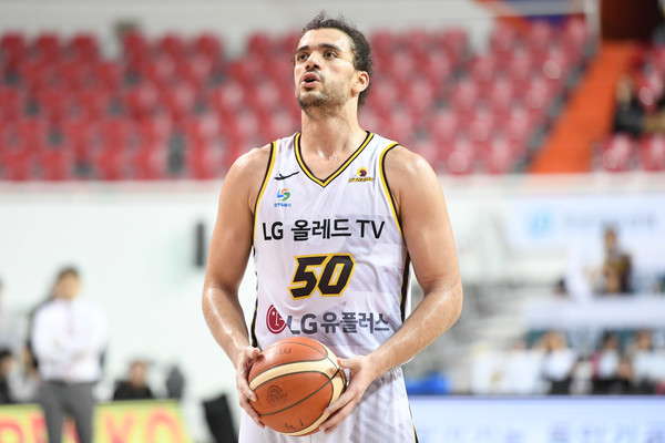 KBL 2R MVP는 아셈 마레이, 96표 중 39표 획득