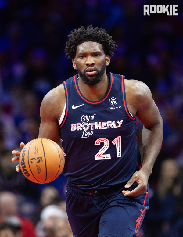 [12월호] 후끈한 이적에 불붙은 NBA 우승 경쟁 구도, 누가 살아남을까? - Kollo