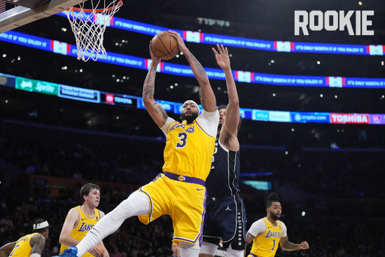 '러셀-르브론-AD 트리오 동반 폭발' LAL, 돈치치 복귀한 댈러스 완파 - Kollo