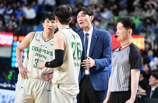 SK 유니폼 입고 D리그 나선 박민우, 그가 바라본 SK는? - Kollo