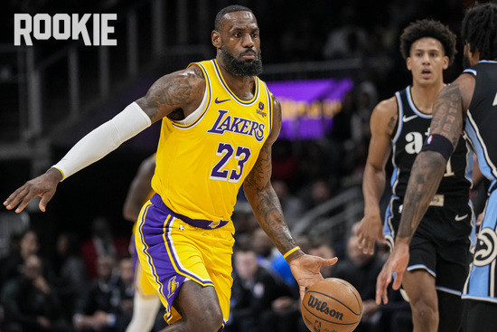 '데려와야 하나...' LAL, '트레이드 루머' 머레이 펄펄 난 ATL에 완패 - Kollo