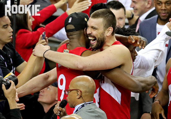 시대 풍미했던 NBA 수비왕 출신 센터, 현역 은퇴 발표... 영구결번 예정 - Kollo