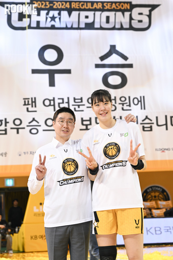[KB 정규리그 V5] ②건강히 돌아온 박지수, 왜 WKBL 에이스인지 증명하다
