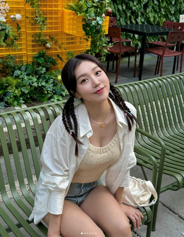 '흰티+청바지' 패션으로 성숙미 뽐낸 이주희 치어리더[Snackers]