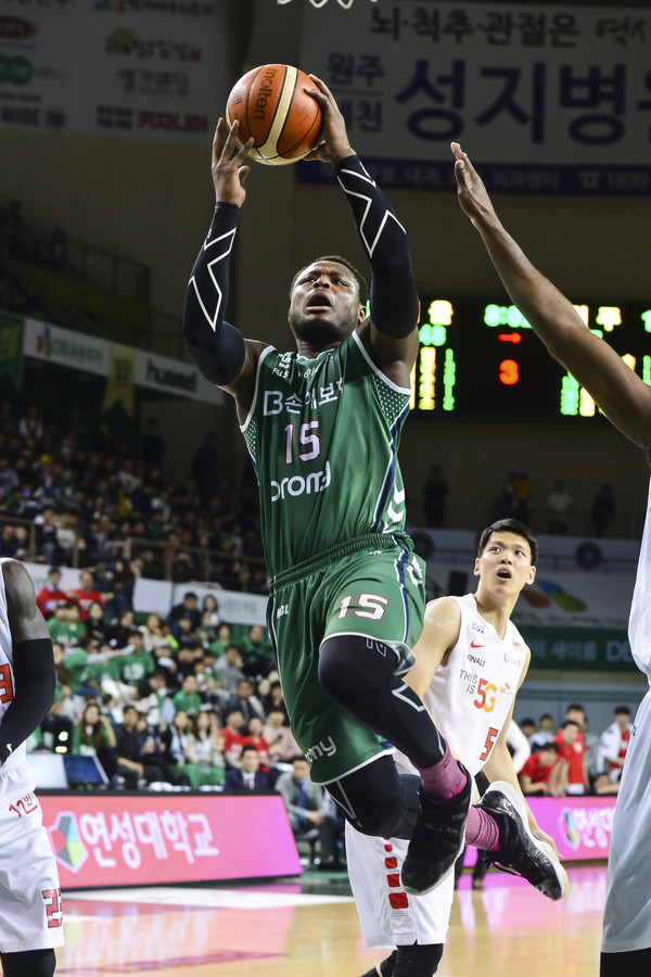 KBL 최고→NBA까지 진출했던 사나이 컴백... 디온테 버튼, 디펜딩 챔피언 KCC행