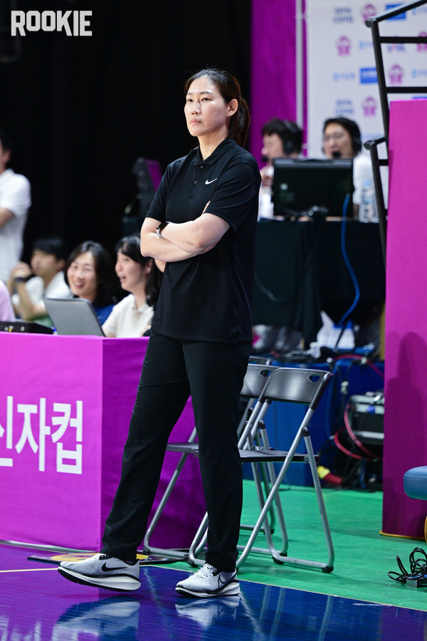 [24 박신자컵] 가능성 보인 185cm 센터 유망주... 박정은 감독의 평가는?