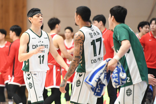 [24 KBL 컵] 압도적 화력 뽐낸 DB, SK 완파