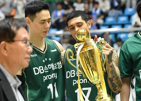 [24 KBL 컵] "너무 기대됩니다" 베테랑 이관희도 무한 신뢰... MVP 투표 싹쓸이한 DB 원투펀치