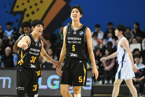 "더 회피할 수 없다" 사령탑의 출전 시간 증가 예고... 207cm 삼성의 미래 다시 날아오를까?