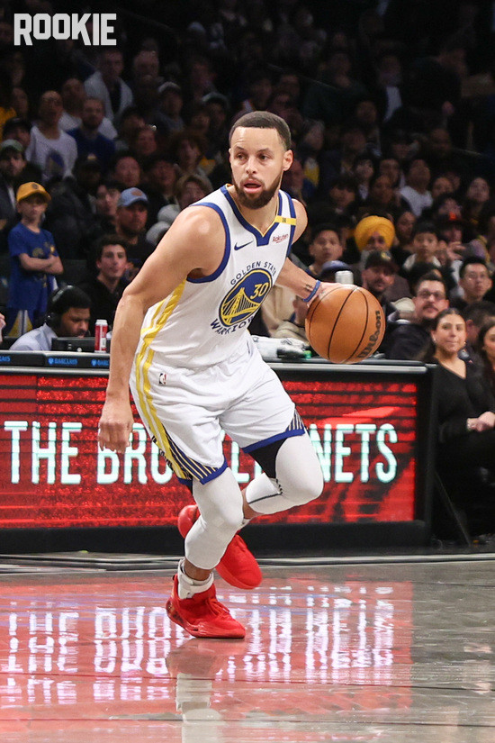 5-27 최악의 출발 극복→커리 40점 대폭발! GSW, 22점 차 뒤집고 3연승으로 동부 원정 마무리