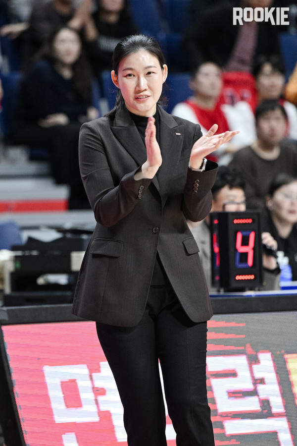 [W PO] ‘챔프전 진출’ BNK 박정은 감독 “팀적인 승리”