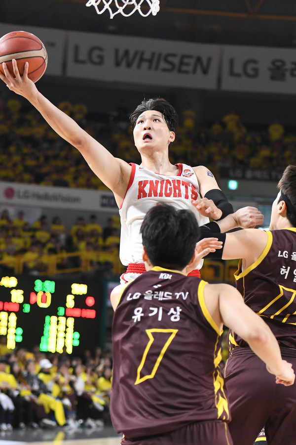 [KBL FINALS] ‘드디어 살아난 MVP’ 안영준 “간절히 원한 결과”