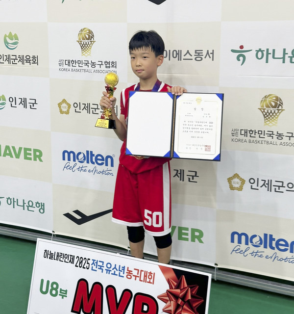 [유노유농] '전 경기 15점 차 이상 승리' 진기록과 함께 전국대회 정상에 선 강남 SK U8부 대표팀