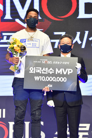 돌아온 MVP... 조동현 감독이 전한 컴백 추진 이유는 "PO 경쟁력"