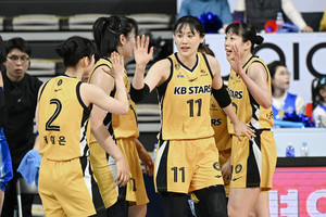 [W PO] 압도적 최하위 평가에서 PO 역대급 명승부까지... 노란 악마 KB의 뜨거웠던 시즌