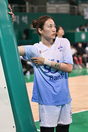 WKBL, FA 3차 협상 결과 공시... 강계리 2년 재계약→구슬-김나연 은퇴