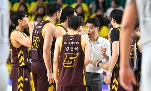 [KBL PO] 냉철했던 송골매 군단의 사령탑, 그의 구상대로 흘러간 1차전... 결국 승리는 LG의 품으로